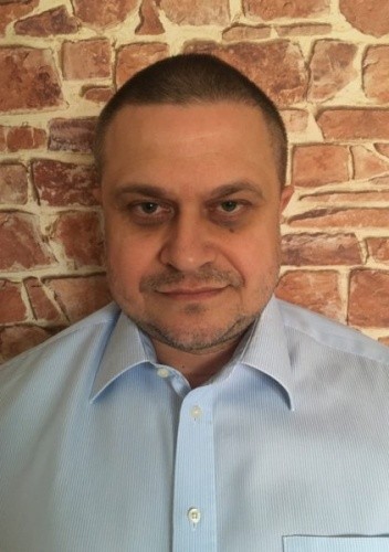 Robert Radzik | Autor: Wszystkie książki, wywiady, artykuły ...