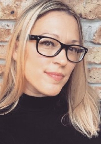 Jennifer Moffett | Autorka: Wszystkie książki, wywiady, artykuły ...