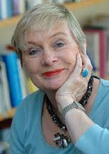 Susan Bassnett | Autorka: Wszystkie książki, wywiady, artykuły ...