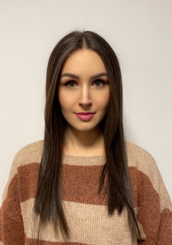 Sara Alex | Autorka: Wszystkie książki, wywiady, artykuły | Lubimyczytać.pl