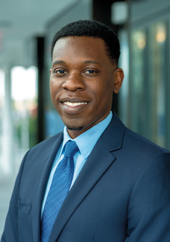 Toluse Olorunnipa | Autor: Wszystkie książki, wywiady, artykuły ...