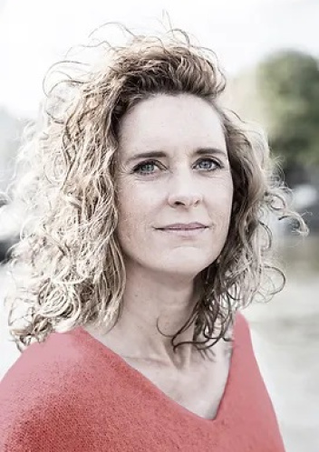 Jacobine Van den Hoek | Autorka: Wszystkie książki, wywiady, artykuły ...